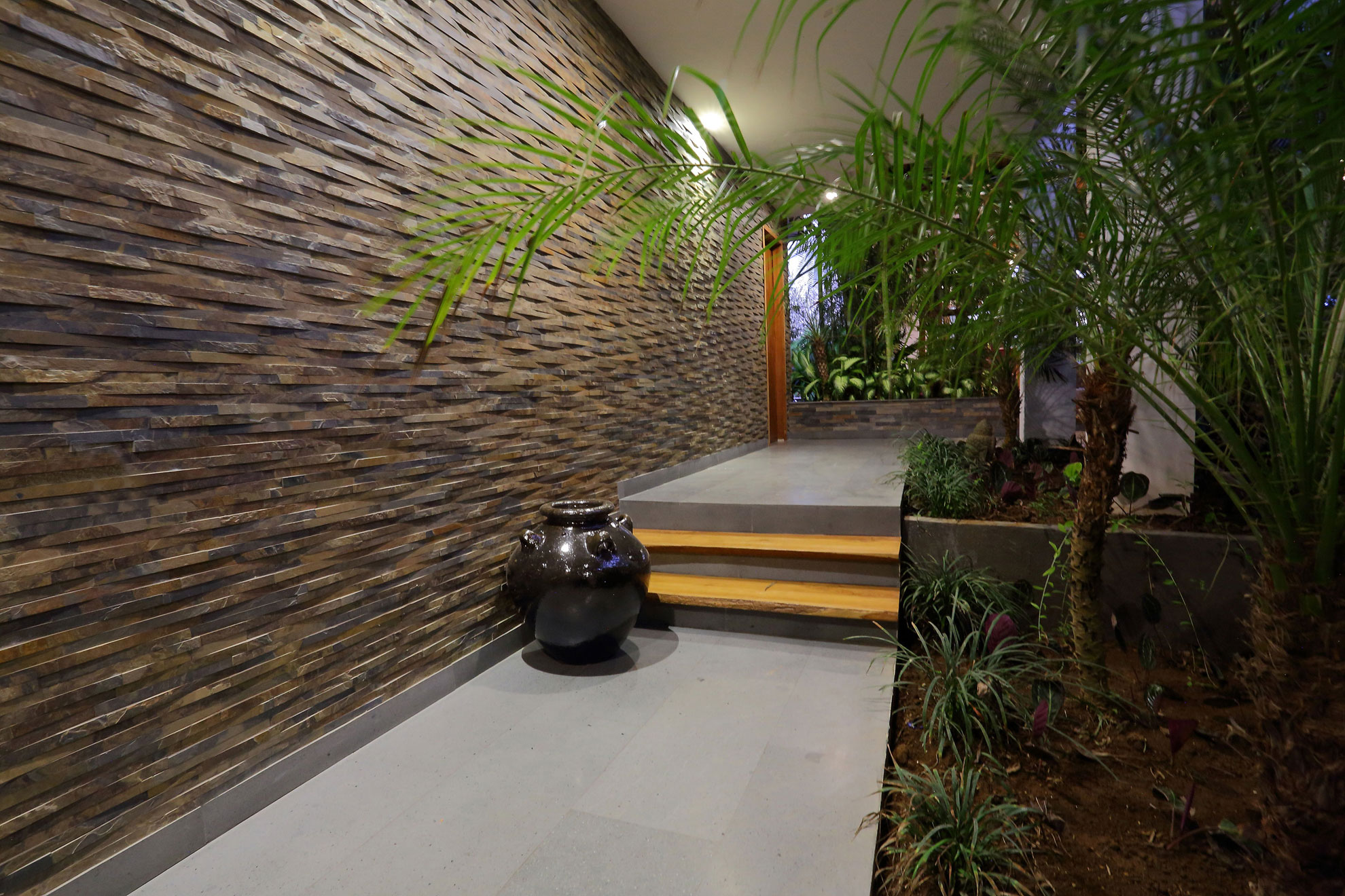 Living Room Interior Wall Tiles | India's Largest Tiles Store | Stonarts.D